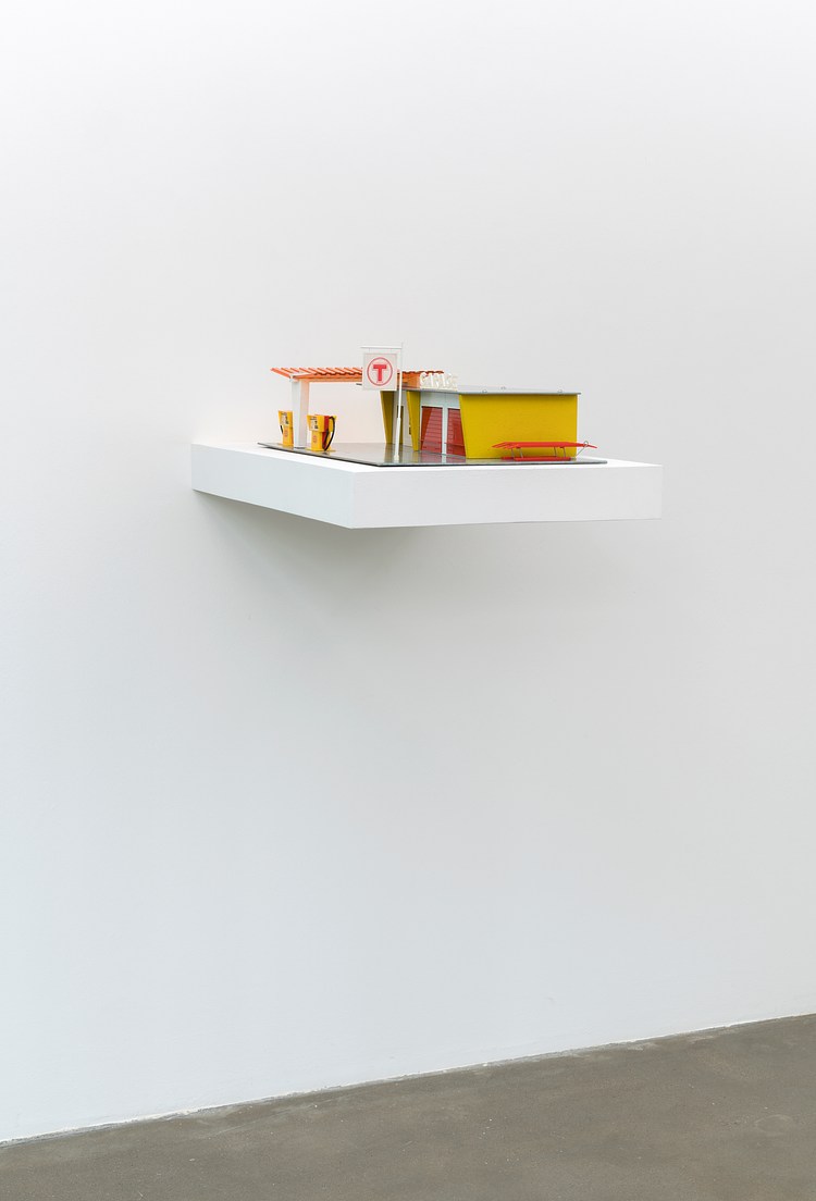 Andreas Slominski at Barbel Graesslin, Frankfurt | Contemporary Art Library