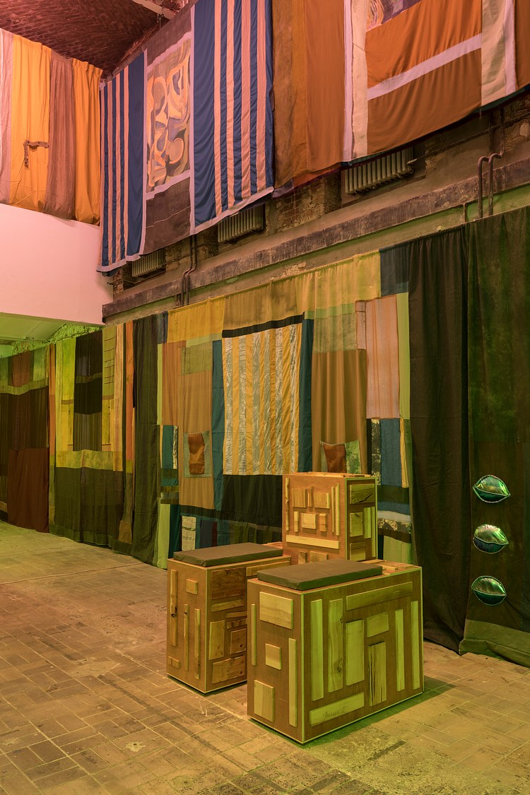 Tamara Henderson | Contemporary Art Library