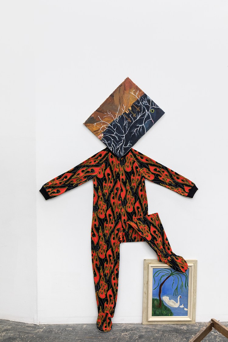 Hugo Montoya | Contemporary Art Library