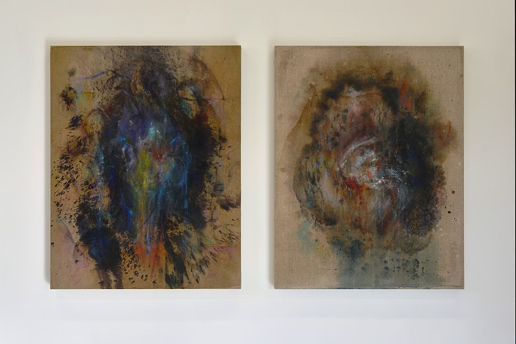 Victoria Stolz | Contemporary Art Library