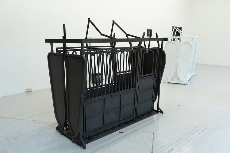 Bailey Connolly, Isabelle Frances McGuire at Scherben, Berlin ...