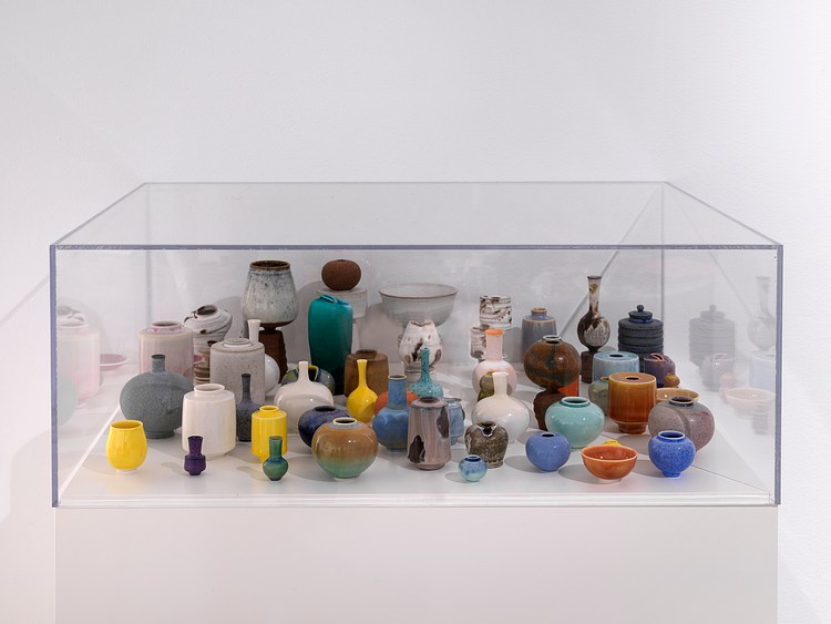FIRE: A Curated Selection of Ceramics at Alison Bradley Projects, New ...
