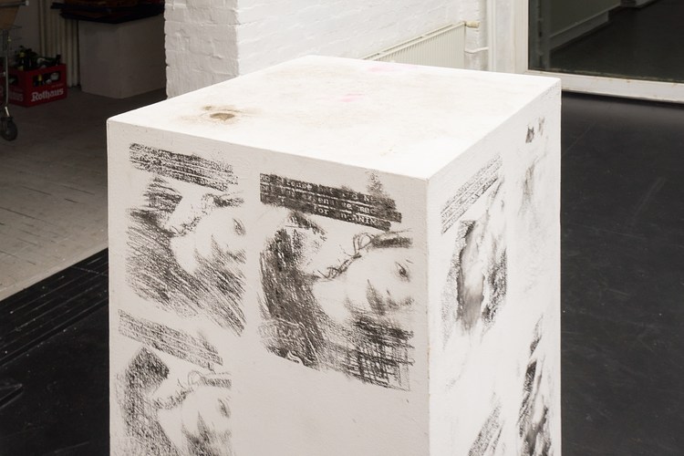 Hana Earles | Contemporary Art Library