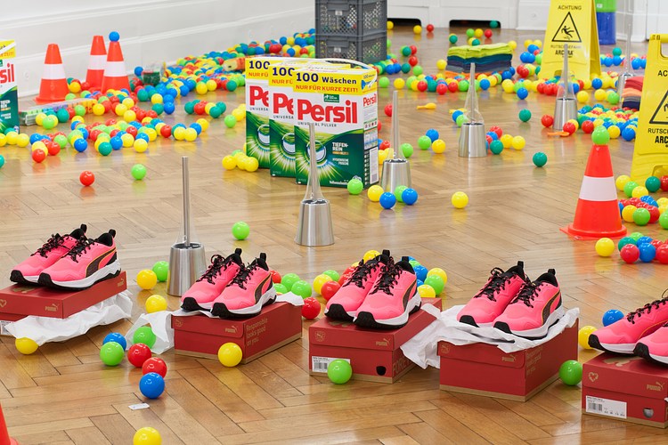 Darren Bader | Contemporary Art Library