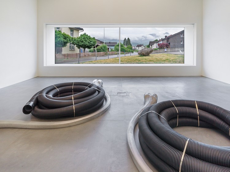 Alice Channer at Kunstmuseum / Kunsthalle Appenzell | Contemporary Art ...