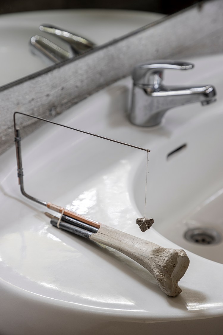 Mark Manders | Contemporary Art Library