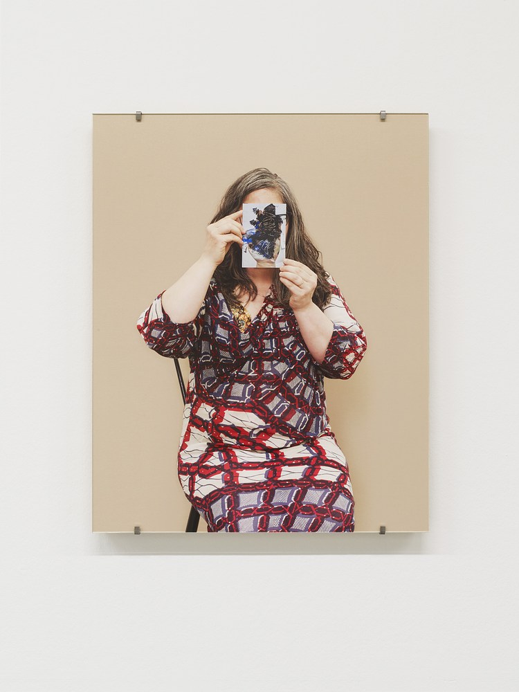 TEN WOMEN / DIX FEMMES / TIEN VROUWEN / ZEHN FRAUEN — portrait series ...
