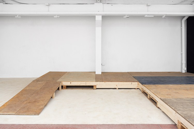 John Knight | Contemporary Art Library