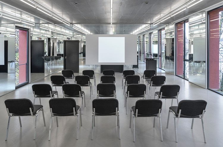 Adrian Piper | Contemporary Art Library