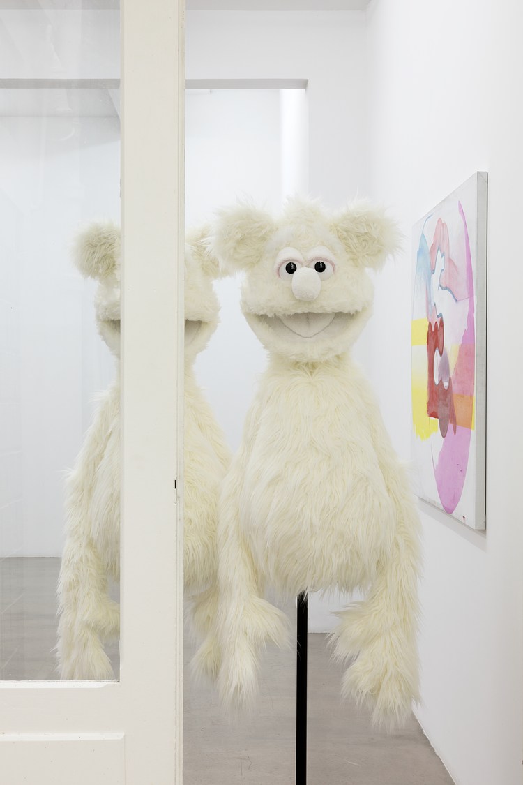 Tonio Kröner | Contemporary Art Library